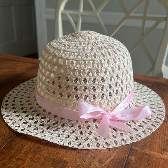 Accessories | New Little Girls Straw Hat With Pink Ribbon | Poshmark